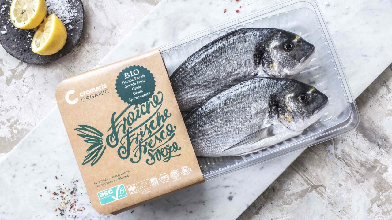 Packed, fresh, gutted BIO sea bream » Cromaris
